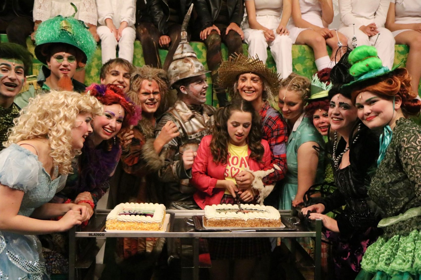 FOTO'S: MUZT schittert in Theater Sneek met The Wiz - Kunstencentrum ...